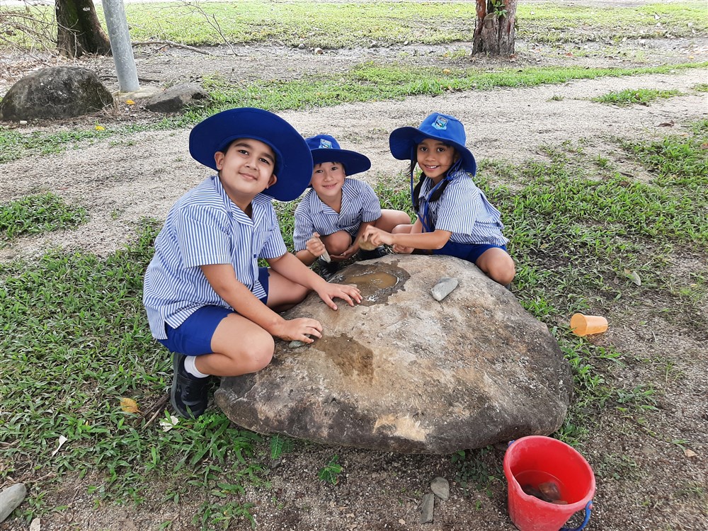 Nature play 1 | St John's Silkwood